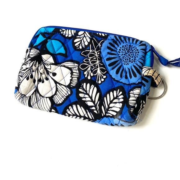 Vera Bradley | Bags | Vera Bradley Blue Bayou Zippered Pouch Lined ...